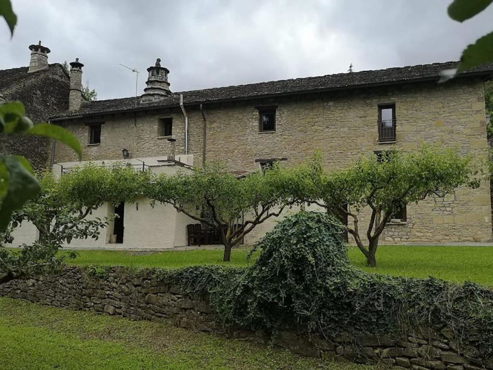 Casa Rural Barangua En El Pirineo Aragonés - Jaca