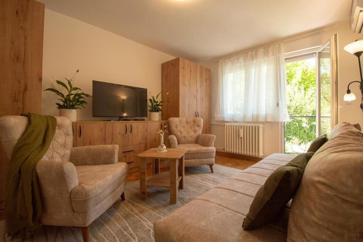 Family Apartment - Green Oasis - Novi Sad
