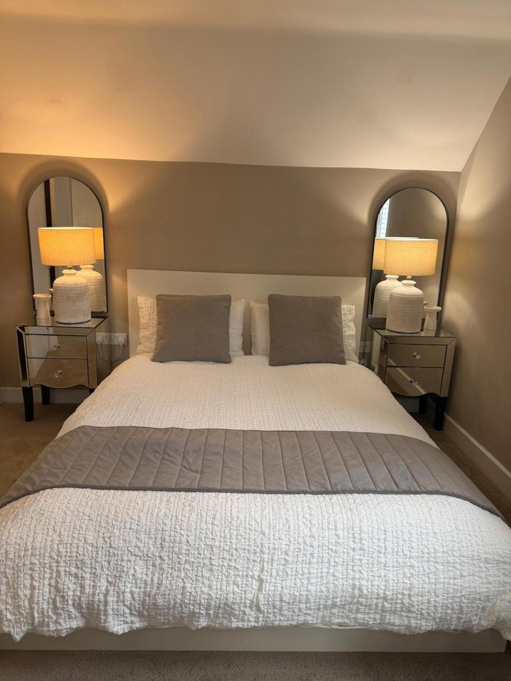 Stylish Sea View 3 Bed Retreat Hot Tub, Air Con - Portsmouth