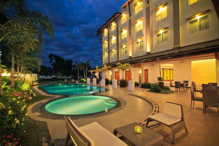 The Harvest Hotel Managed By Hii - Cabanatuan