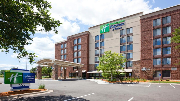 Holiday Inn Express & Suites Bloomington West By Ihg - Minnetonka, MN