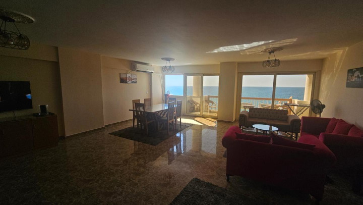 Sea View Heart Apartment (Families Only) - Alejandría