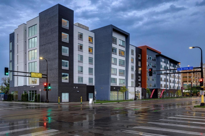 Fairfield By Marriott Inn & Suites Minneapolis Downtown - Minneapolis, MN