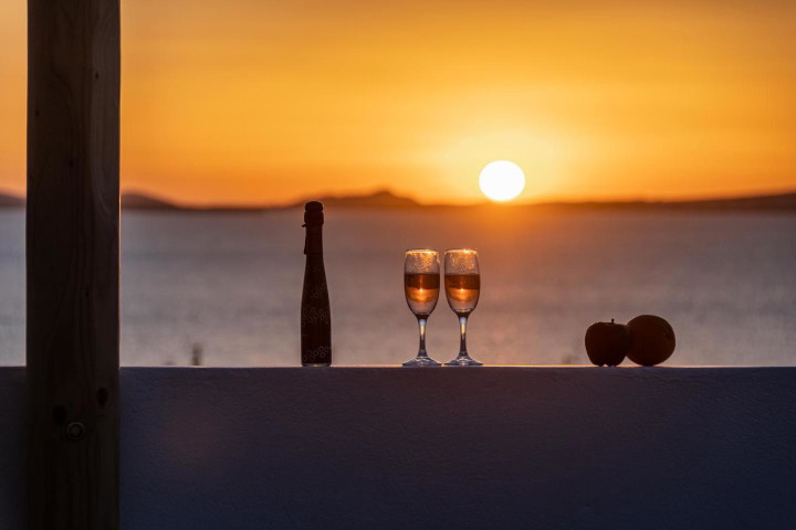 Naxian Horizon - Naxos