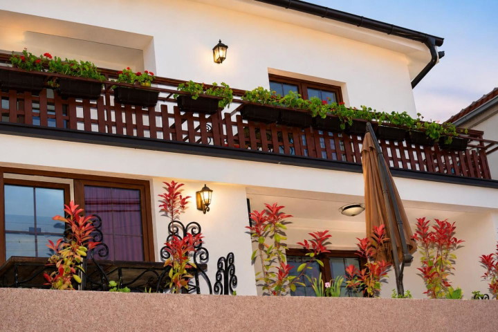 Robinson Sunrise House Old Town - Ohrid