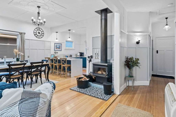 Ocean Breeze | Coastal Charm & Ocean Views - Somerset