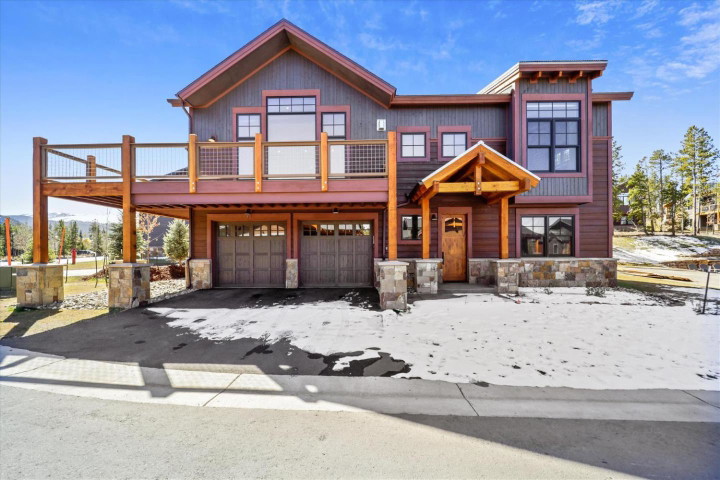 Cocoa Cabin: New Baldy Mtn Home, Hot Tub & Steam Shower, Ev Charger! - Breckenridge, CO