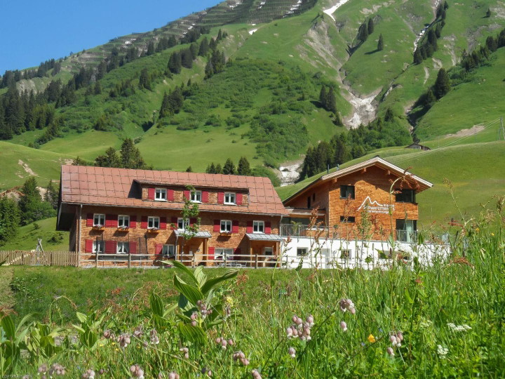 Schwarzmann's Ferienwohnungen - Lech