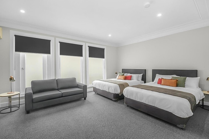 Horse And Jockey Hotel Homebush - Ryde