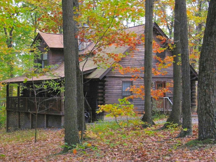 Spacious And Rustic Cabin Rental In The Woods Near Catoctin Mountain Park, Maryland - Maryland