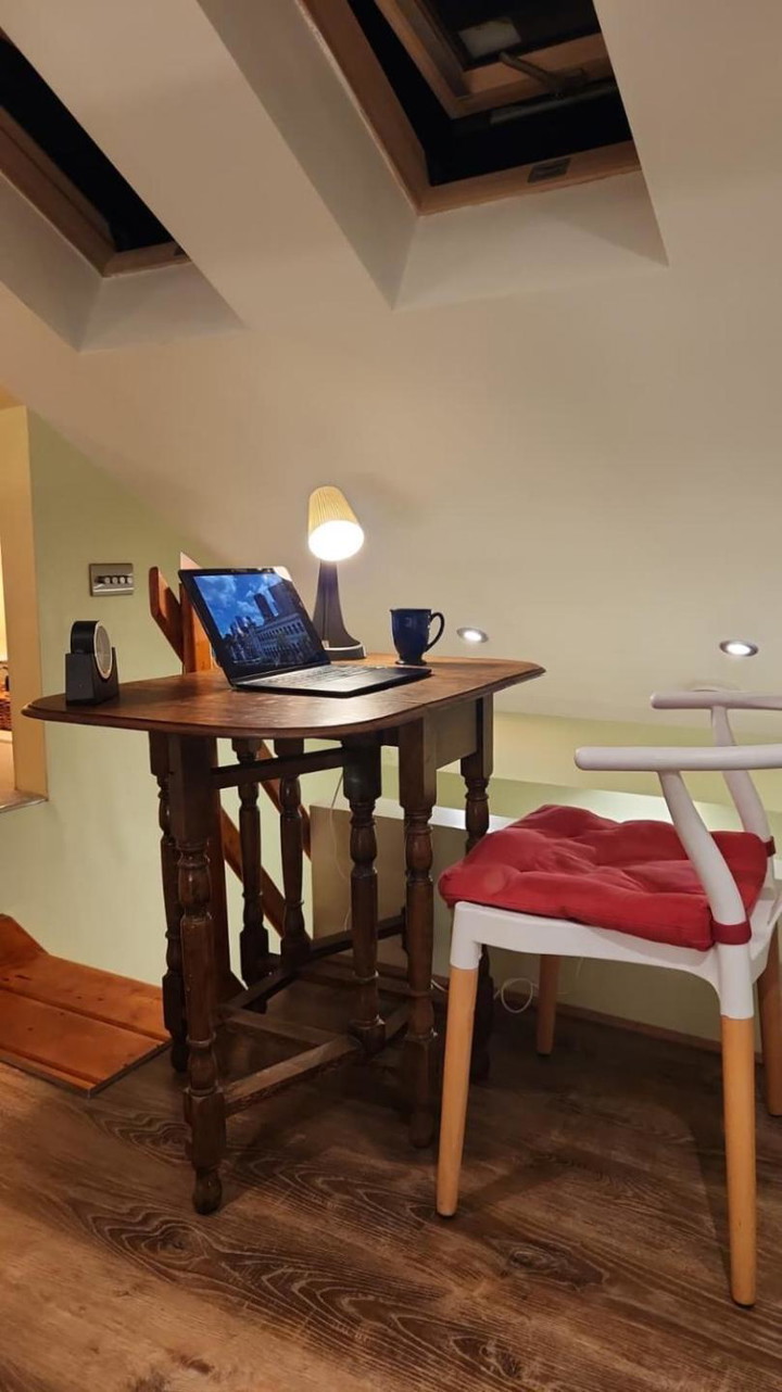 Private London Loft Suite, With Own Entrance & Keys, 7 Min To Tube - London Euston station