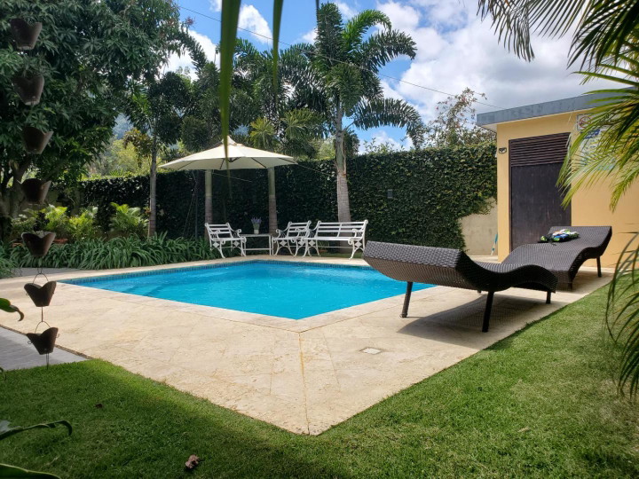 Villa Rosalía Con Piscina Climatizada - Jarabacoa