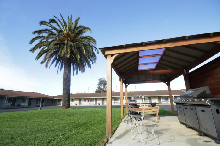 Golden Palms Motel - Bannockburn