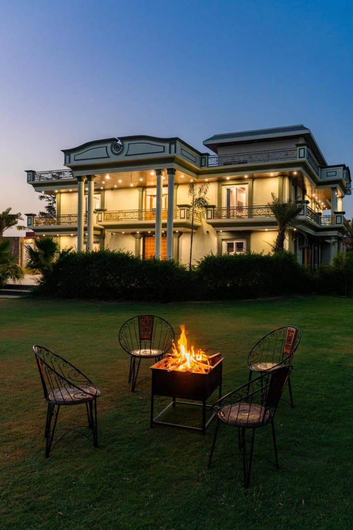Alaya Stays Gold Palm Resort - Jaipur