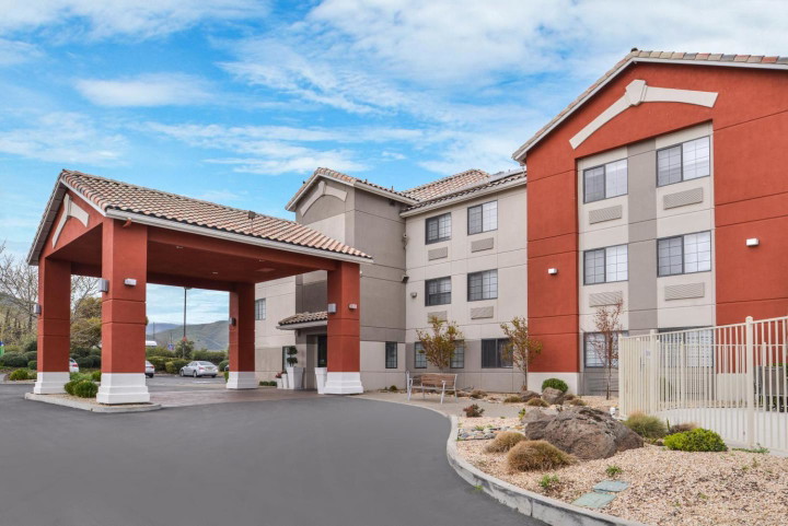 Holiday Inn Express Westley By Ihg - Patterson, CA