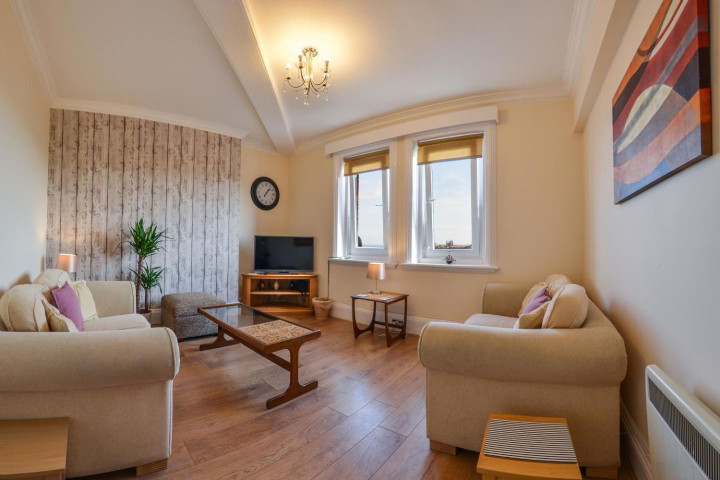 The Whitby Prospect, Large Apartment, Fantastic Views & Parking - Robin Hood's Bay
