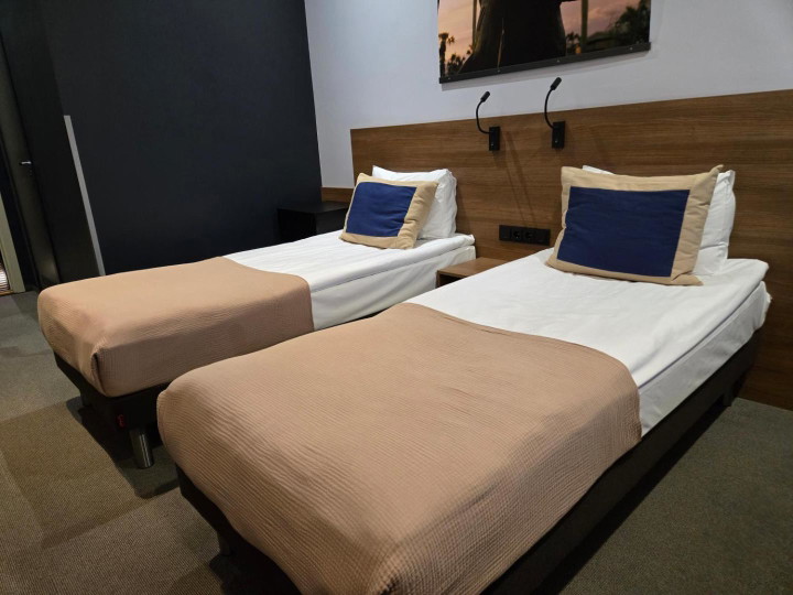 Twin Hotel Room In Vilnius New Town - Vilnius