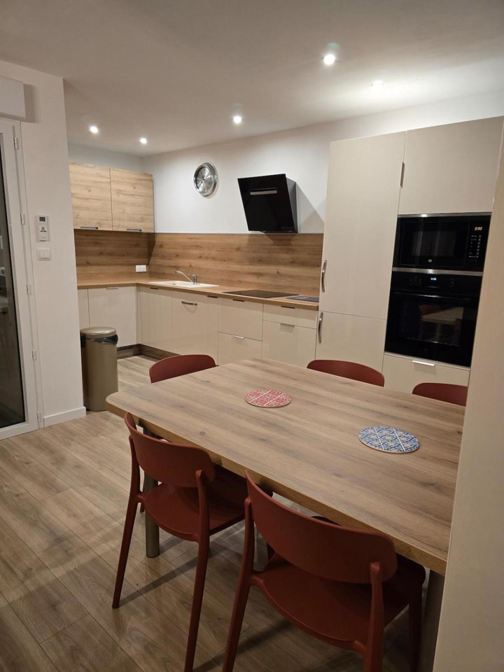 Appartement Cosy Près De Sceneo Et Auchan Au Dessus Du Fleuriste Bellafleur - Arques