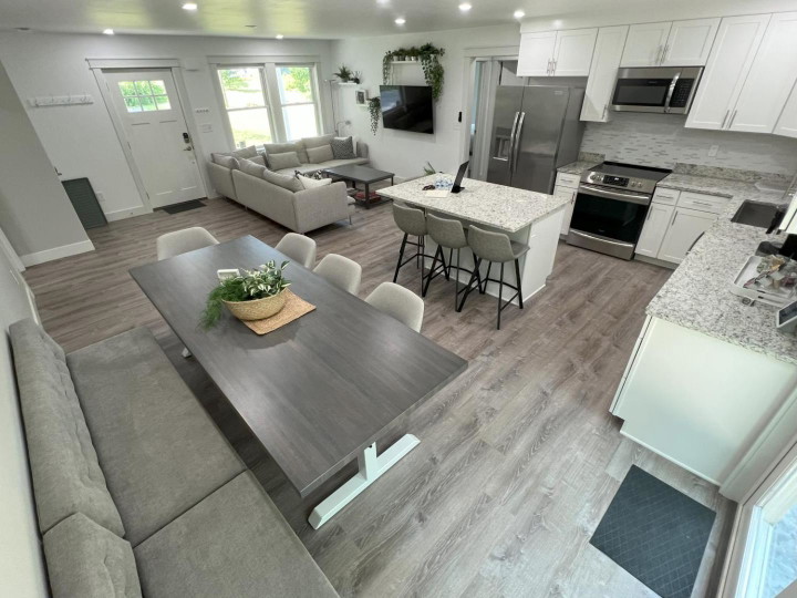 Gardner Lake 2 Queen/1king/2 Bath/laundry- Private - Colchester, CT