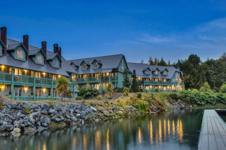 Canadian Princess Lodge & Marina - Vancouver Island