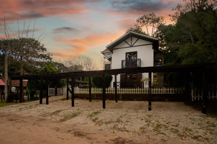Complejo La Austriaca, Piscina Climatizada Y Parrilla! - Villa Gesell
