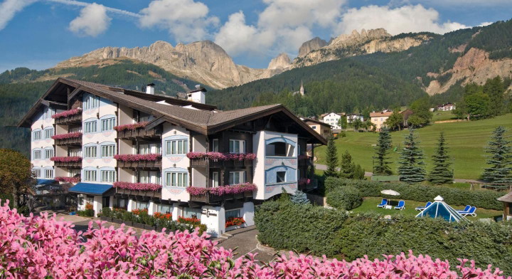 Alpen Hotel Corona - Vigo di Fassa