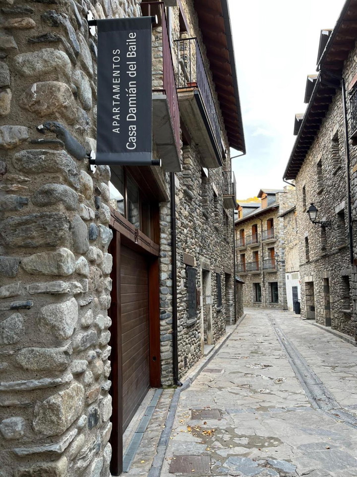 Casa Damián Del Baile Apartamentos - Benasque