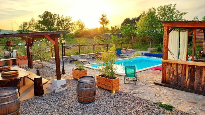 Le P'tit Gîte Gardéchois, Piscine Ardèche - 12pers - Les Vans