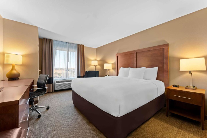 Comfort Inn & Suites Avera Southwest - South Dakota
