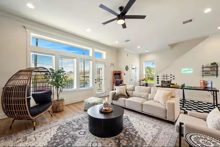 Luxury Game House W Rooftop, Downtown View, Arcade, Nrg, Sleep 8 - Houston
