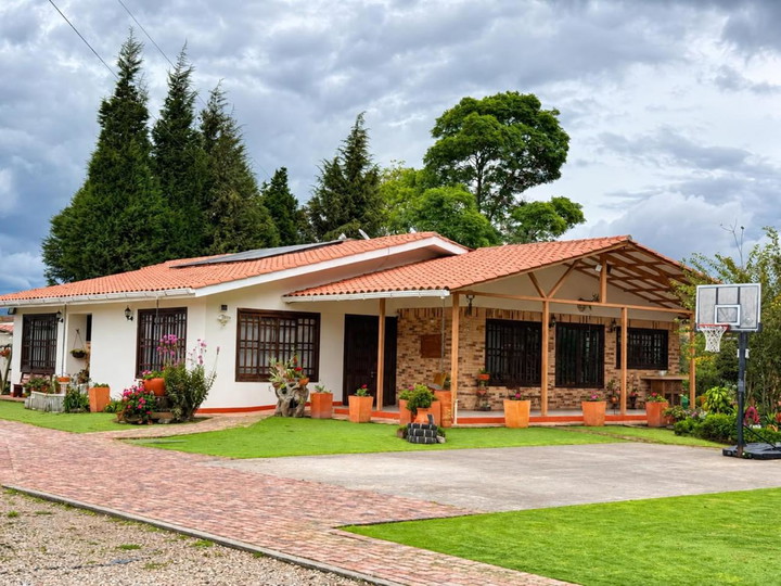 Villa De Lujo El Reposo - Cota
