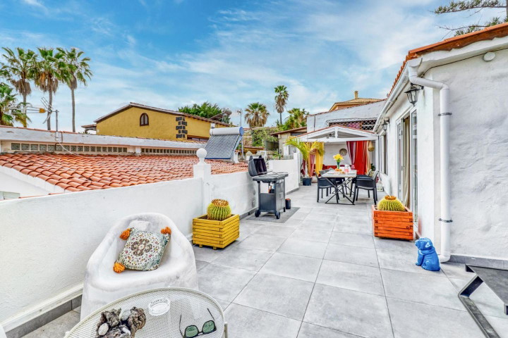 Family Villa With Terrace, Hot Tub, Ac, Pool, View And Grill In Chayofa - Los Cristianos