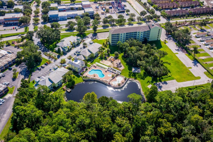 Barefoot Suite - Kissimmee, FL
