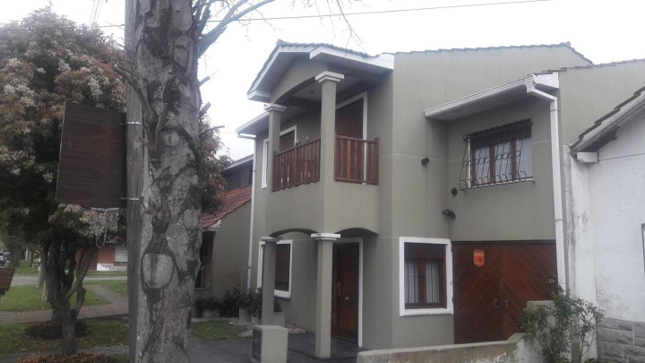 Casa De Verano Con Pileta, Quincho Y Garage Parque Luro Mdp - 