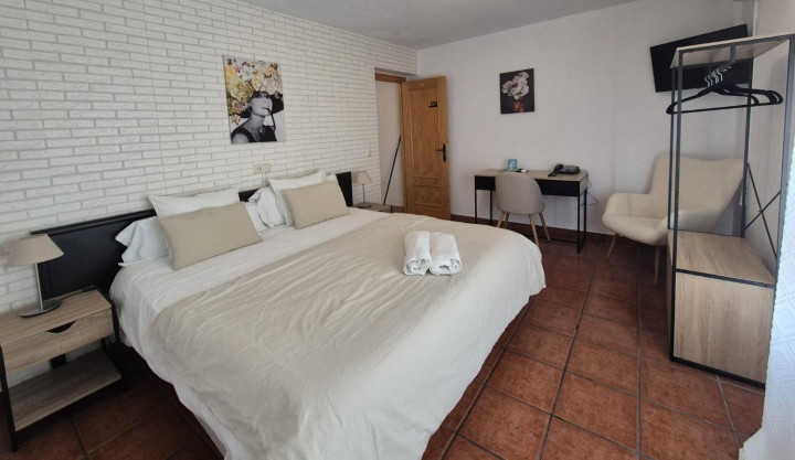 Hotel Los Arenales De Jerte - Extremadura