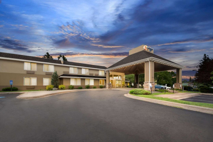 Comfort Inn Duluth West - Duluth, MN