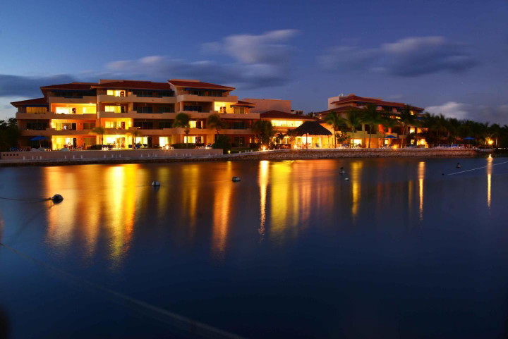 Portobello Gran Marina - Puerto Aventuras