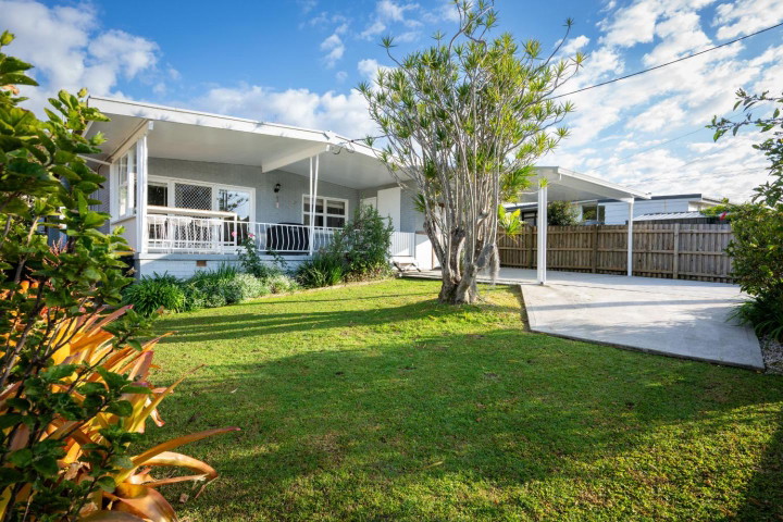 Magnolia House And Or Cottage - Coffs Harbour