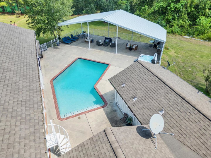 The Blue Ranch @ The Lake - Magnolia, TX