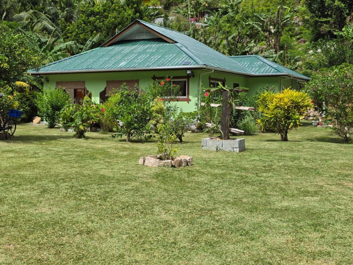 Dan Zoranz Self Catering Guest House - Seychelles