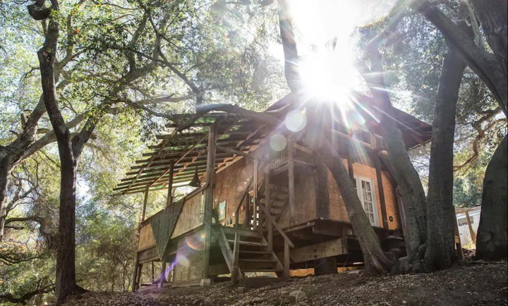 Japanese Tea House With Private Mountain Trails And Creek - Malibu, CA