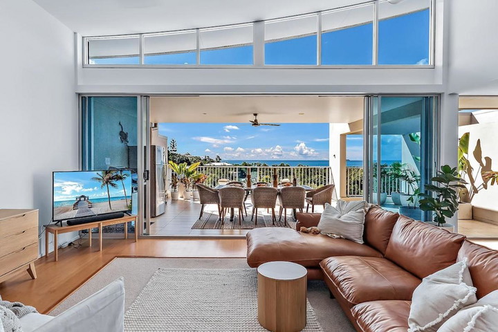 Luxury Villa Views Views Views - Airlie Beach