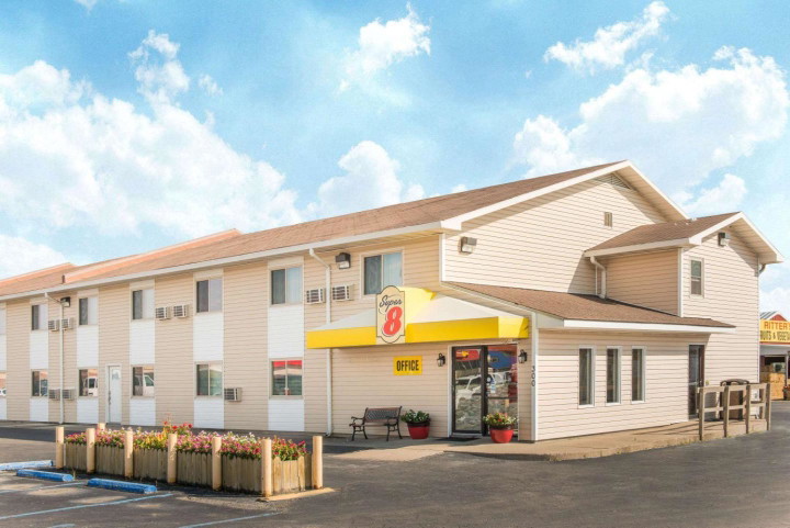 Super 8 By Wyndham Moberly Mo - Missouri