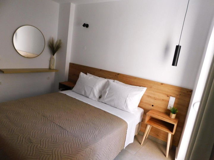 Core Apartments - Modern Comfort At The City's Core - Héraklion