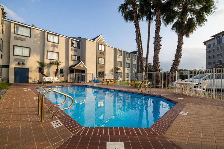 Motel 6-mcallen, Tx - East - McAllen, TX