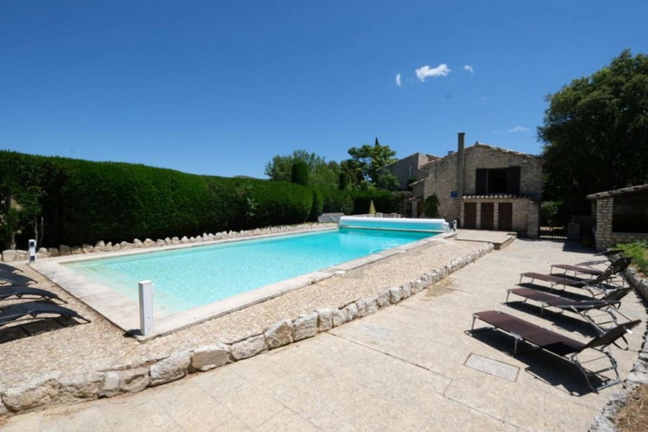 Typical Mas Provençal With Swimming Pool In A Small Hamlet Near Mouriès In The Alpilles In Provence- 8 Persons - Saint-Martin-de-Crau
