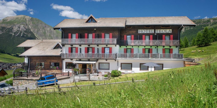 Hotel Teola - Ливиньо