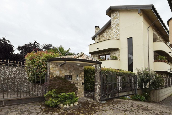 Illuvia Affitto Camere - Lombardy