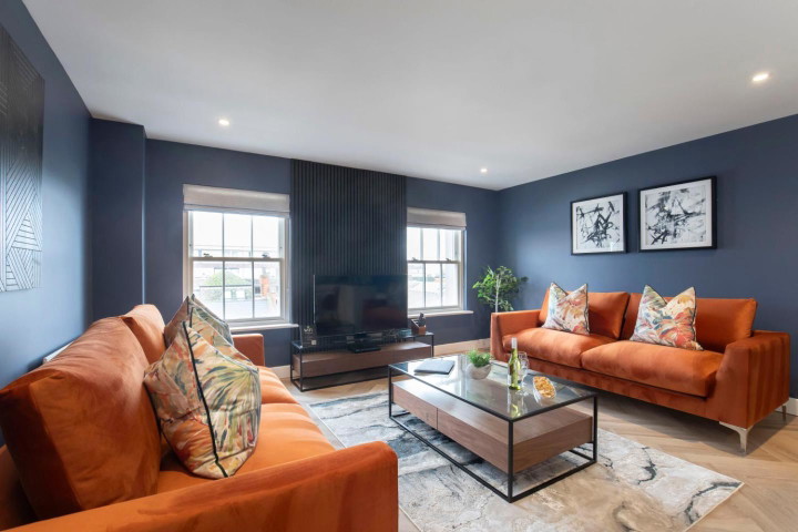 Elliot Oliver - Luxury Three Bedroom Town Centre Apartment With Parking - Worcestershire
