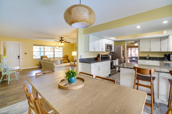 Fort Pierce Vacation Rental: Walk To Beach & Jetty - Fort Pierce, FL